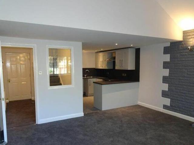 1 Bedroom Apartment For Rent In Hillsborough, Sheffield