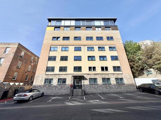 Studio flat for rent in Hinton Road, Bournemouth, BH1