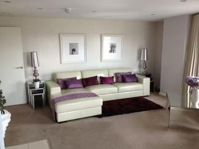 1 bedroom apartment for rent in Hive, Masshouse Plaza, Birming.