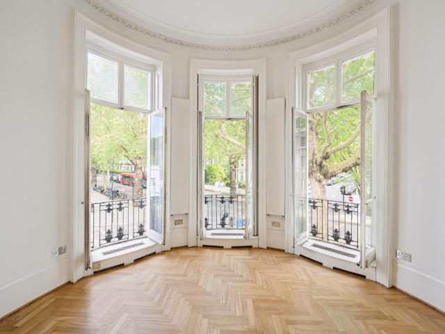 1 bedroom apartment for rent in Holland Park Avenue, London, W11
