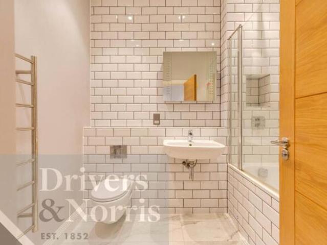1 bedroom apartment for rent in Holloway Road, Holloway, London, N7