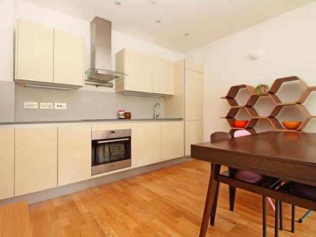 1 bedroom apartment for rent in Holloway Road, Whittington House, N19