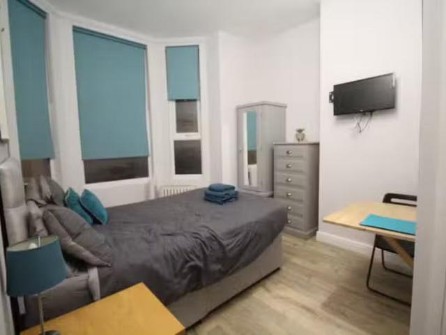 1 bedroom apartment for rent in Holyhead Road, Coventry, West.
