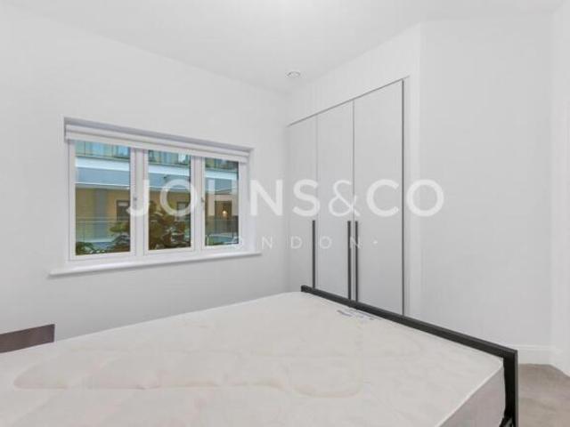 1 bedroom apartment for rent in Horlicks Quarter, Slough, London, SL1