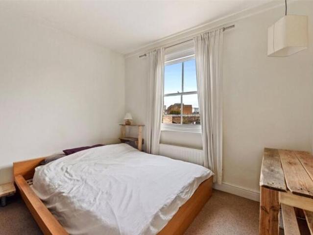 1 bedroom apartment for rent in Horton Road, London, E8