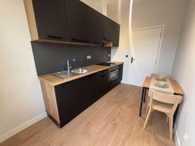 1 bedroom apartment for rent in Hounslow Heath, London