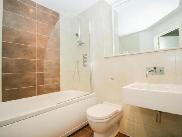 1 bedroom apartment for rent in I Land, 41 Essex Street, B5