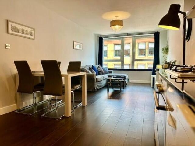 1 bedroom apartment for rent in Ingram Street, MERCHANT CITY, G1