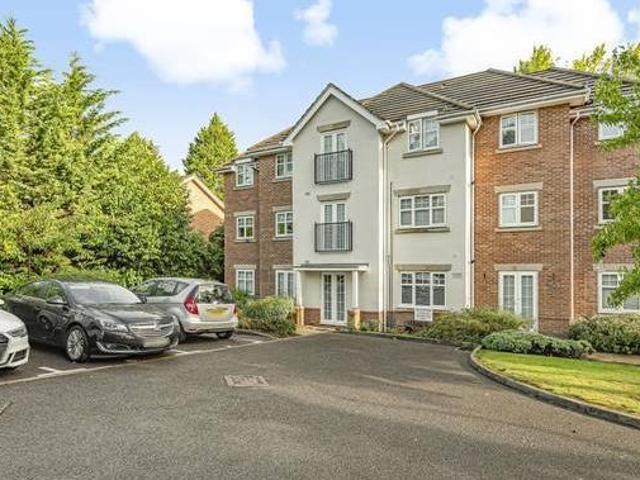 1 bedroom apartment for rent in John Norman Grove Lightwater GU18
