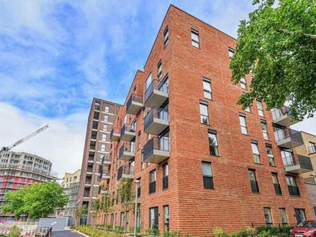1 bedroom apartment for rent in Joseph Huntley Walk Reading RG1