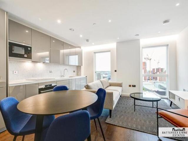 1 bedroom apartment for rent in Kennedy Building, Lexington Gardens, SW11