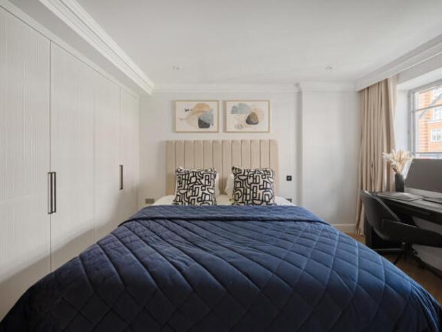 1 bedroom apartment for rent in Kensington High Street, Kensington, London, W8