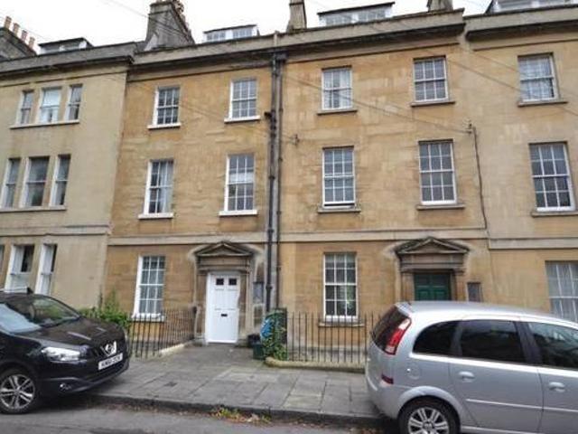 1 bedroom apartment for rent in Kensington Place Top Floor Flat Bath BA1