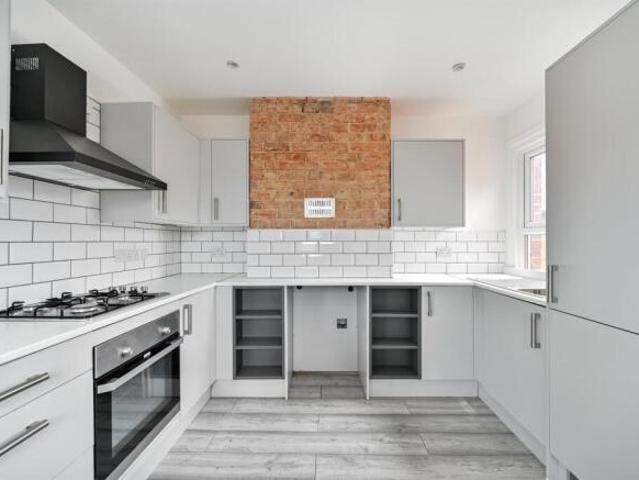 1 bedroom apartment for rent in Kensington Road, Reading, RG30