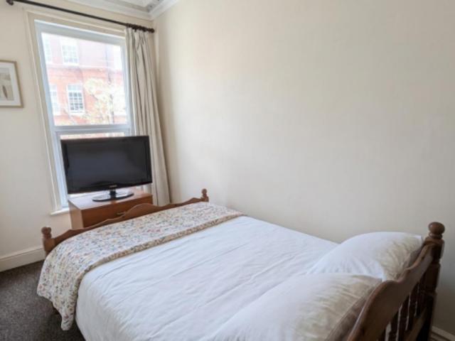 1 bedroom apartment for rent in Kent Road, Southsea, PO5 3EN, PO5