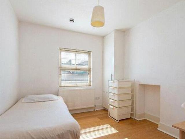1 Bedroom Apartment For Rent In Kilburn, London
