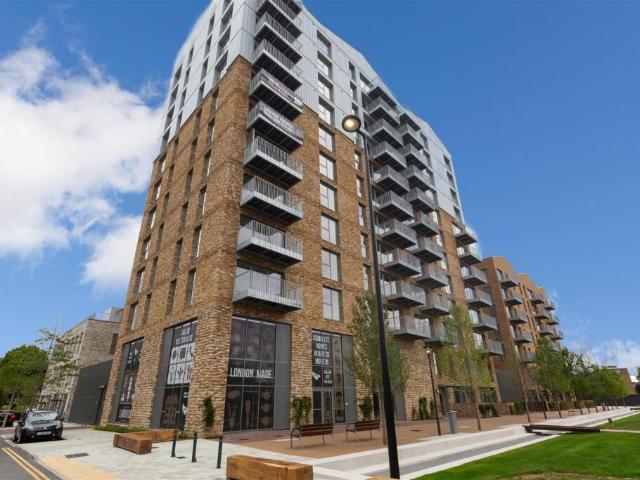 1 bedroom apartment for rent in Kingwood Apartments, Waterline Way, Lewisham, SE8