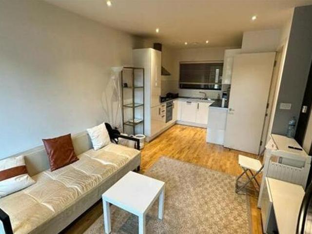 1 Bedroom Apartment For Rent In Kings Cross Road, London