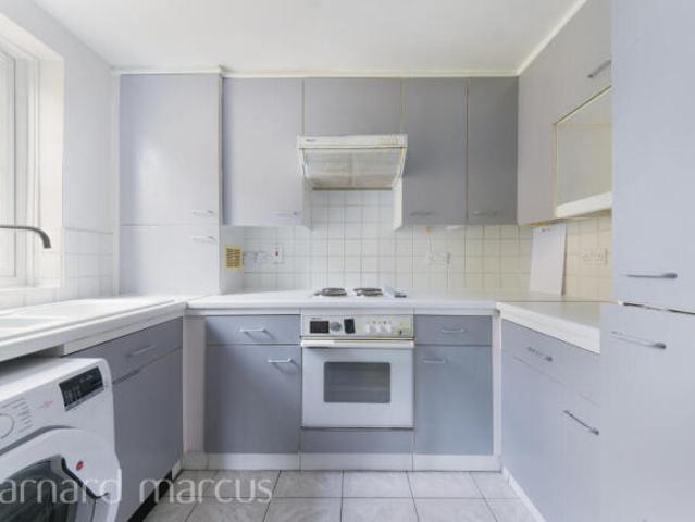 1 bedroom apartment for rent in Kingswood Drive, SUTTON, SM2