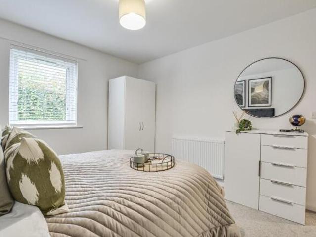 1 bedroom apartment for rent in Kirk Beston Close, Leeds, West Yorkshire, LS11