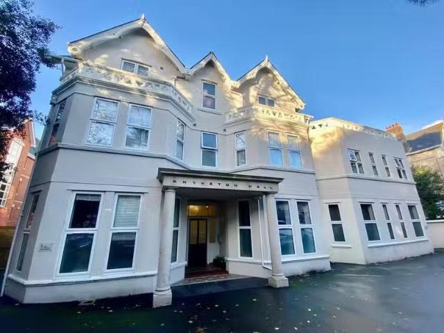 1 bedroom apartment for rent in Knyveton Hall, Knyveton Road.