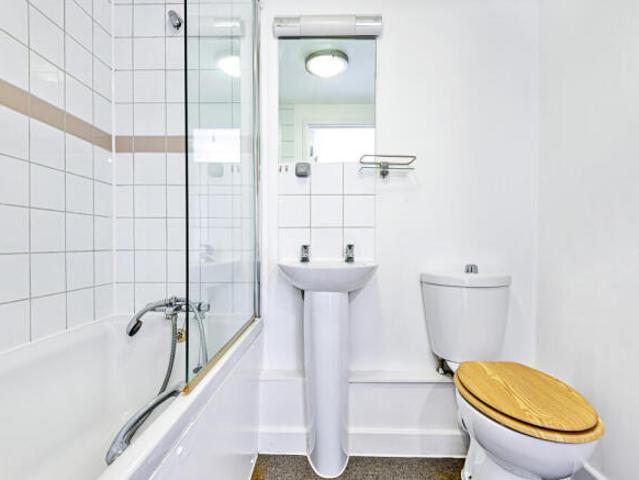 1 bedroom apartment for rent in Martins Road, Bromley, BR2