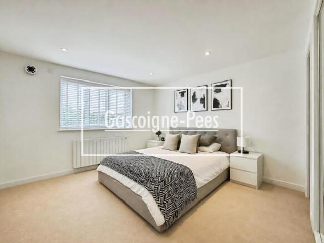 1 bedroom apartment for rent in Lyde Court, Old Baing, RG24