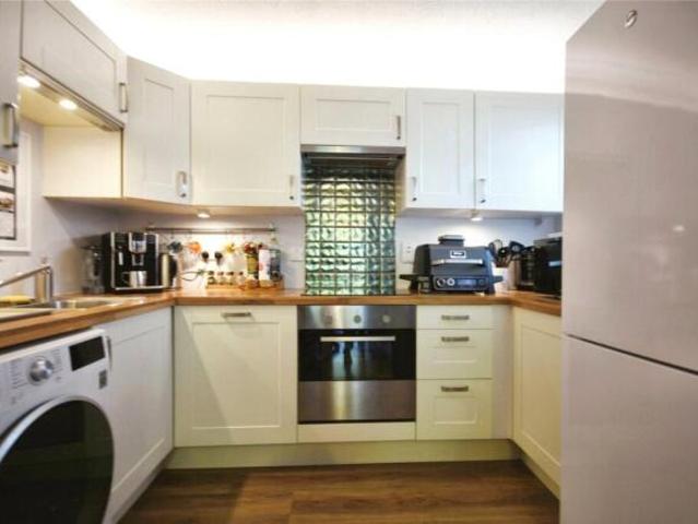 1 bedroom apartment for rent in Lynden Mews, Dale Road, Reading, RG2