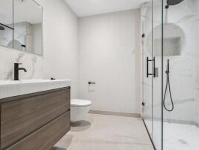 1 bedroom apartment for rent in Lynton Road, London, W3