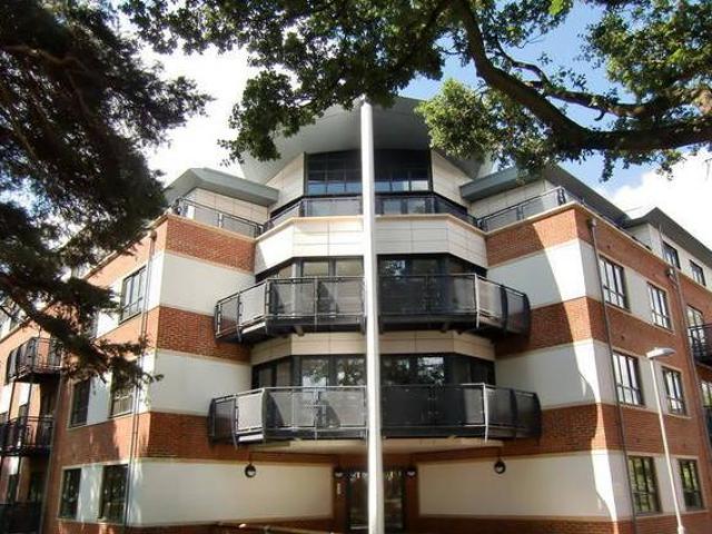 1 bedroom apartment for rent in Lynx Court Wallis Square GU14