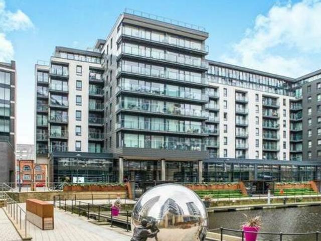 1 bedroom apartment for rent in La Salle Leeds Dock LS10