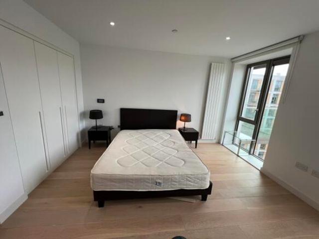 Studio flat for rent in Laker House, Nautical Drive, Silvertown, Newham, London, E16
