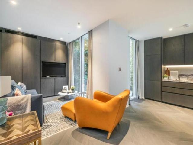 1 bedroom apartment for rent in Langham Street, Fitzrovia, London, W1W