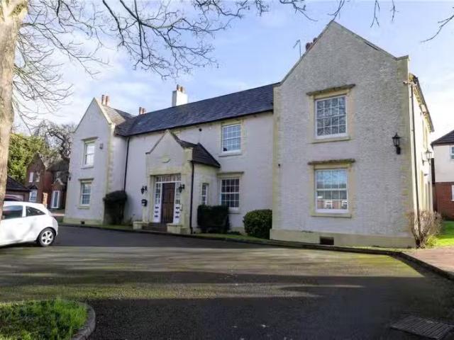 1 bedroom apartment for rent in Langley Gardens, Oldbury, West.