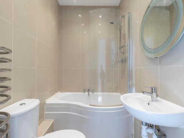 1 bedroom apartment for rent in Lansdown Place, Cheltenham GL50 2HU, GL50