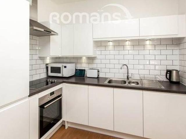1 bedroom apartment for rent in Lansdowne Court SL1
