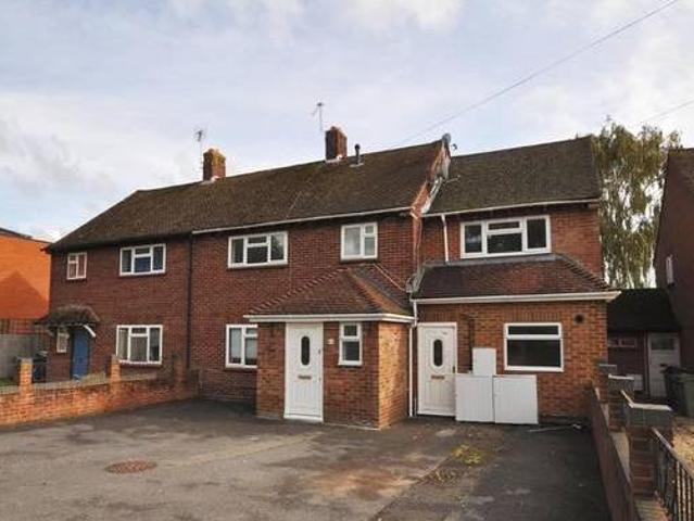 1 bedroom apartment for rent in Larch Avenue GU1