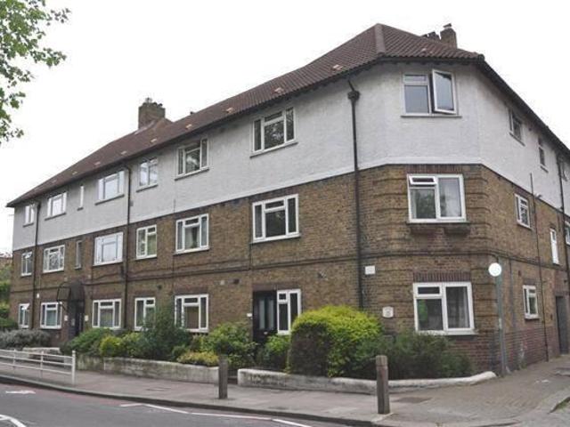 1 bedroom apartment for rent in Latchmere Road, Battersea, SW11