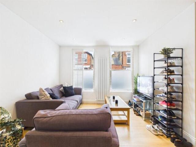 1 bedroom apartment for rent in Laurel Avenue, Twickenham, TW1