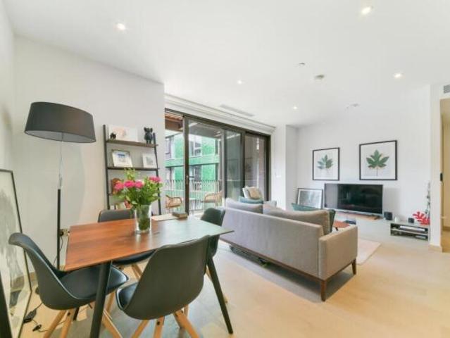 1 bedroom apartment for rent in Legacy Building, Embassy Gardens, Nine Elms, SW11