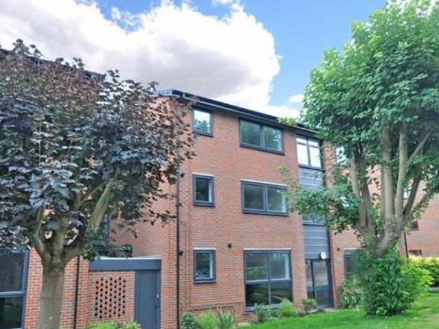1 bedroom apartment for rent in Lennox House SL6