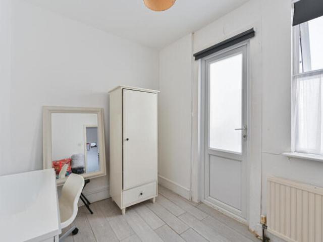 1 bedroom apartment for rent in Lewin Road, London, SW16