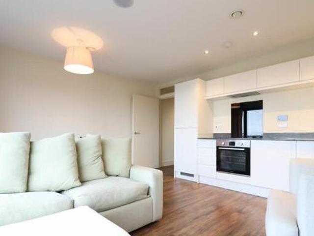 1 Bedroom Apartment For Rent In Lewis Street