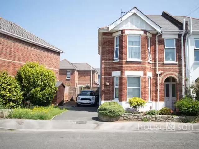 1 bedroom apartment for rent in Limited Road, Moordown, BH9