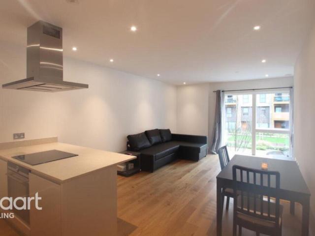 1 bedroom apartment for rent in Lismore Boulevard, Colindale, NW9