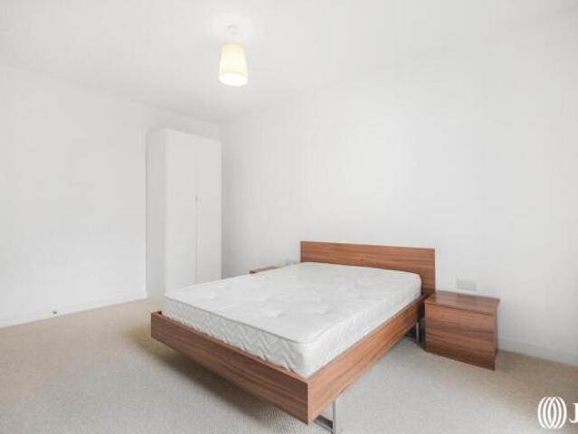1 bedroom apartment for rent in Lollard Street London SE11