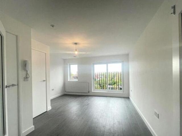 1 Bedroom Apartment For Rent In London