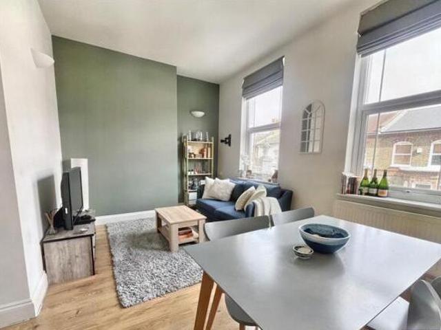 1 Bedroom Apartment For Rent In London