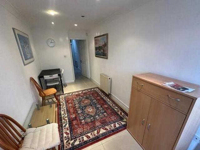 1 Bedroom Apartment For Rent In London