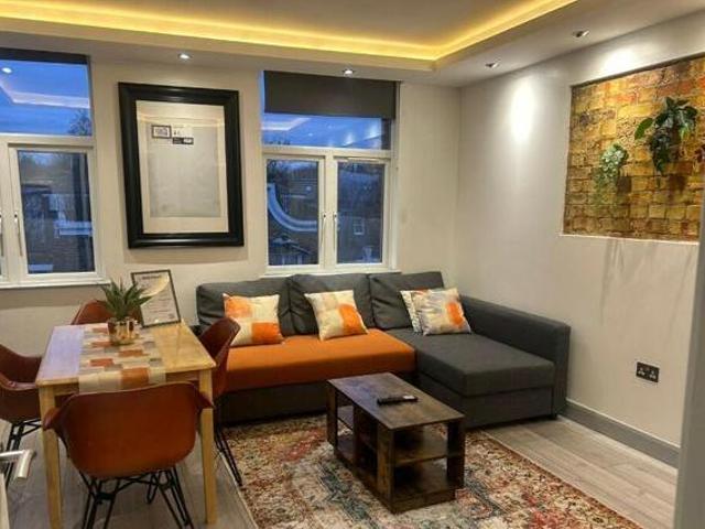 1 Bedroom Apartment For Rent In London